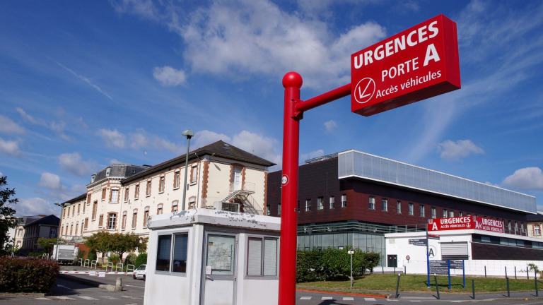 French Healthcare System: Key Features, Challenges & Insights
